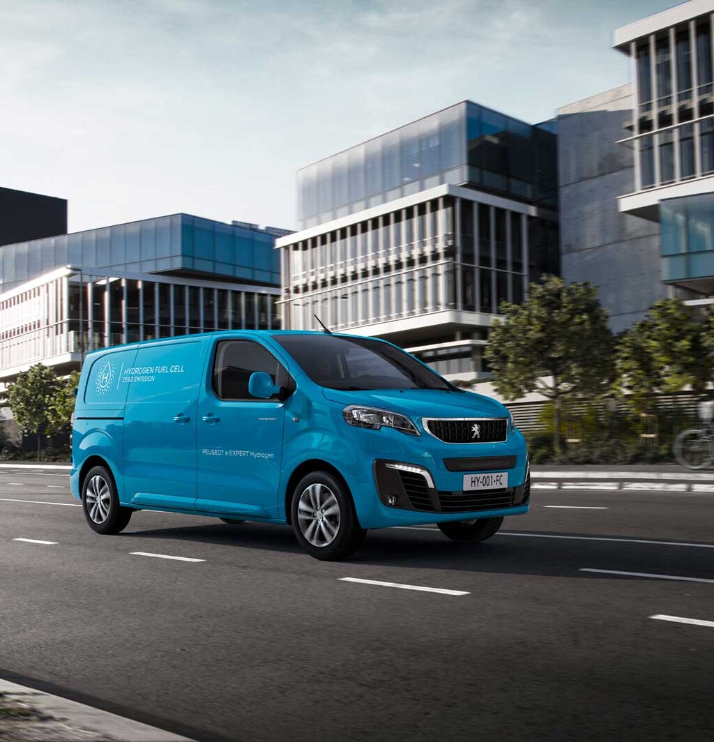 EAT8 gearbox & PureTech engine | Environmental efficiency by PEUGEOT